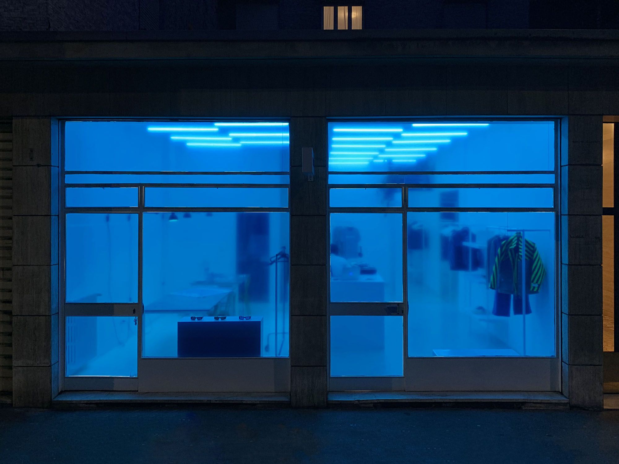 SUNNEI SHOP SPECIAL WINDOWS